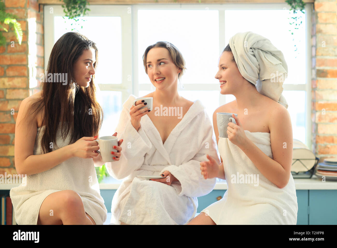 Group of best friends in spa Stock Photo - Alamy
