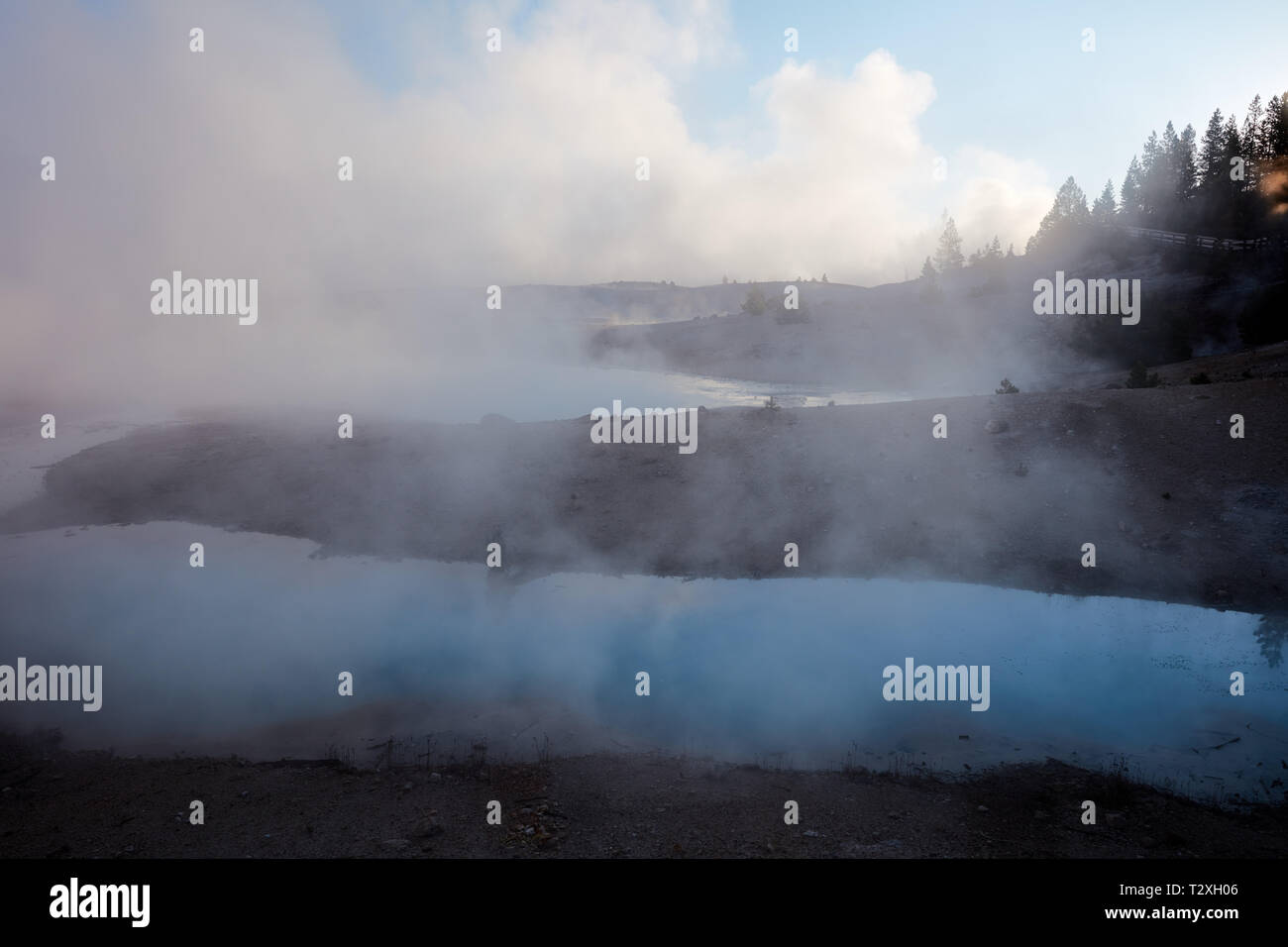 Thermal basin hi-res stock photography and images - Alamy