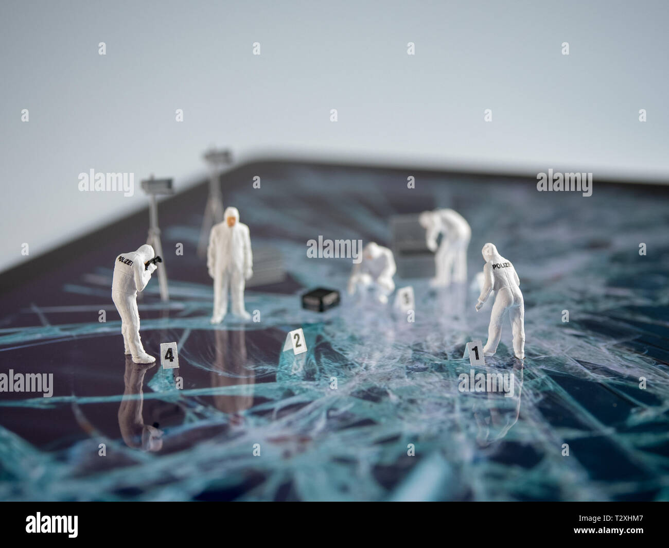 Crime scene detective hi-res stock photography and images - Alamy