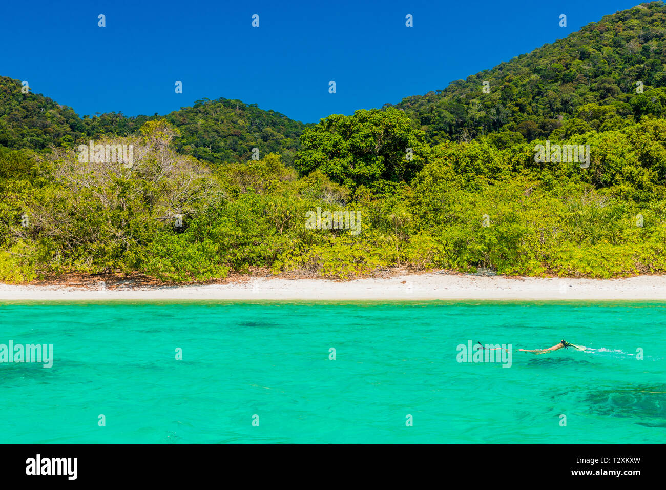 Tarutao marine park snorkeling hi-res stock photography and images - Alamy