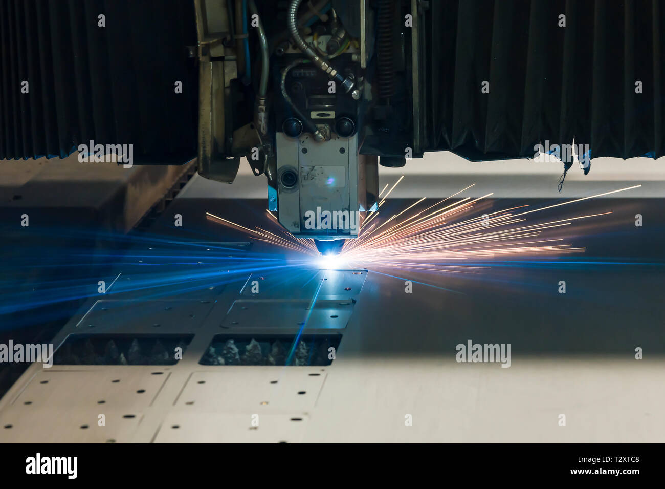 Industrial Laser cutting processing manufacture technology of flat ...