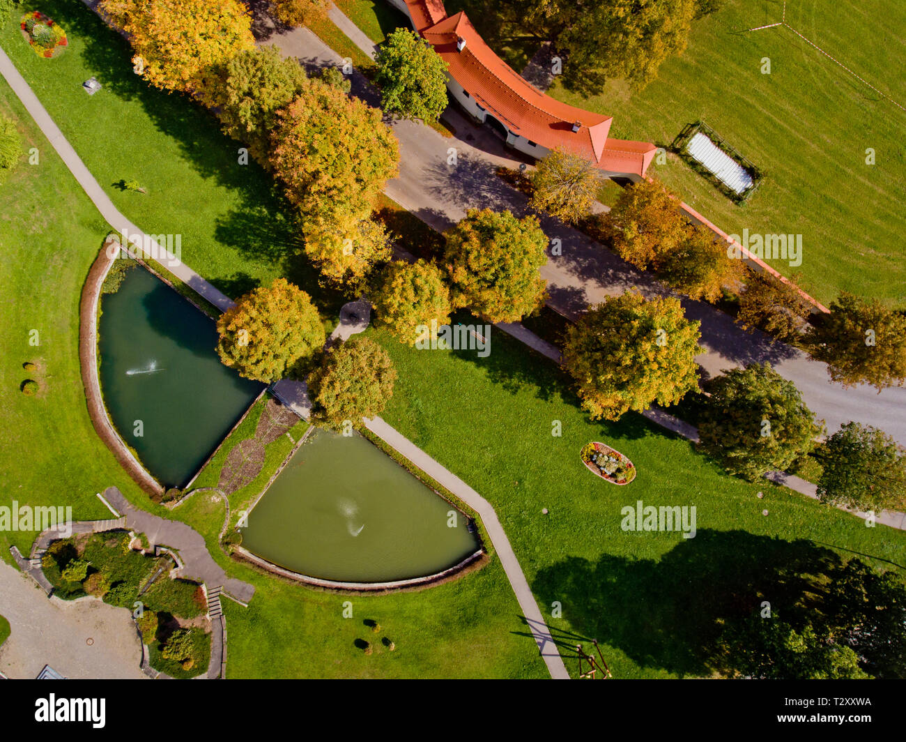 Top view of the city park hi-res stock photography and images - Alamy