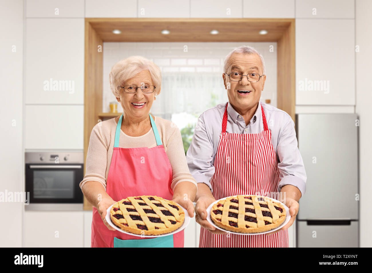 Old man holding a pie hi-res stock photography and images - Alamy