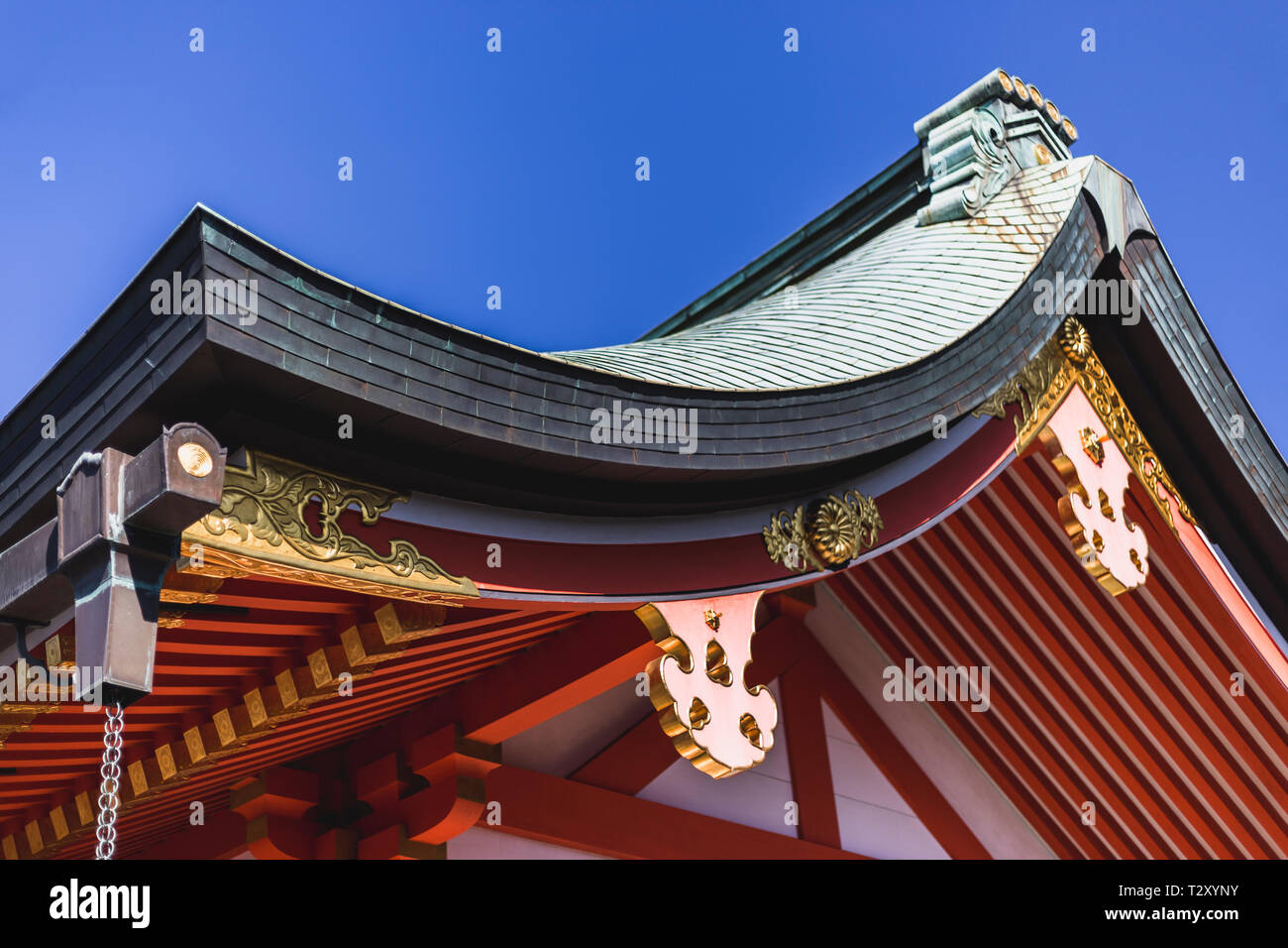 Detail japanese roof hi-res stock photography and images - Alamy