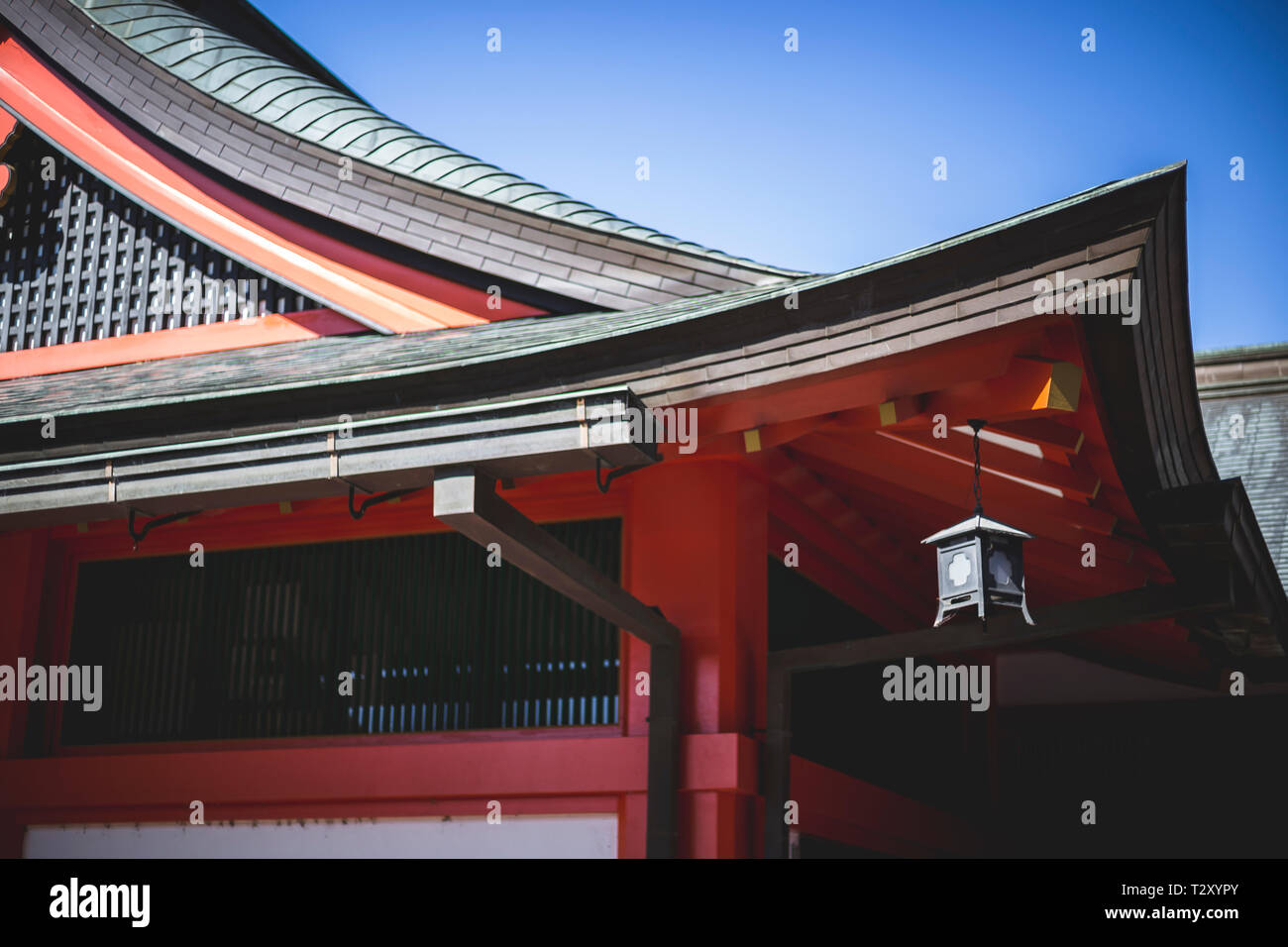 Japanese shrine roof hi-res stock photography and images - Alamy