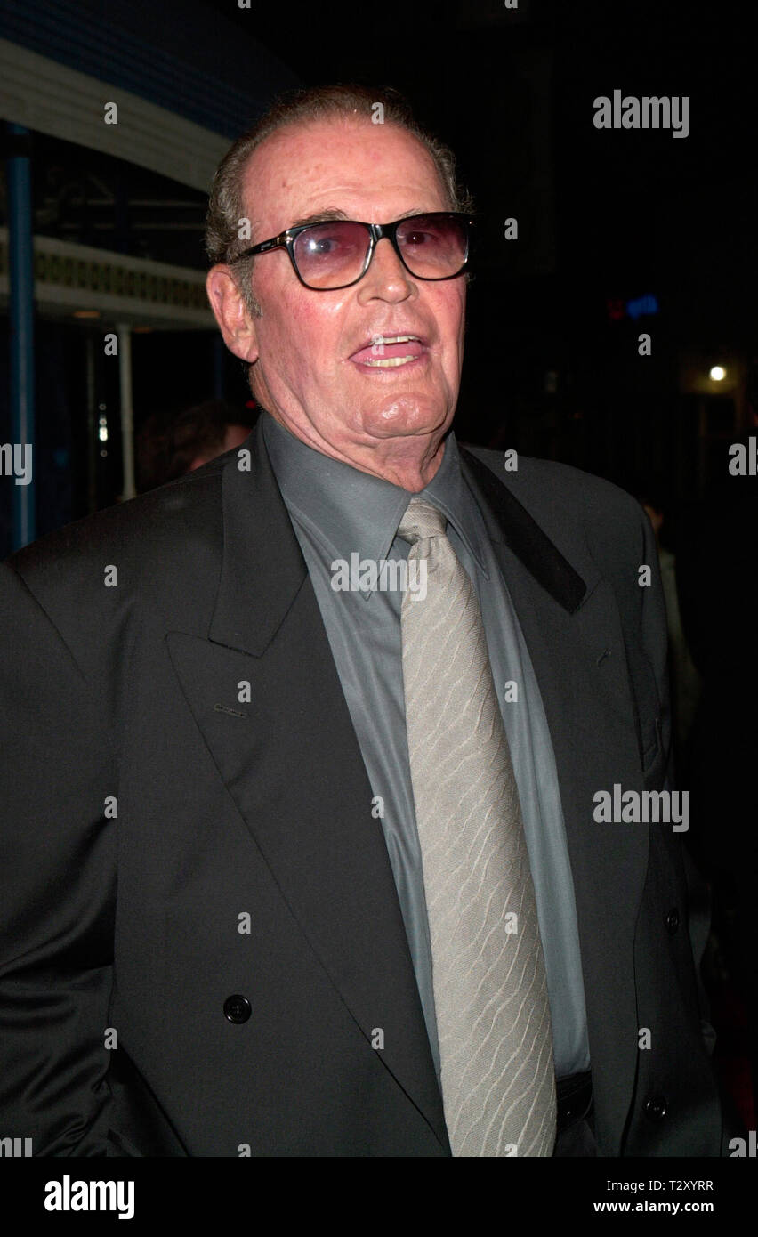 LOS ANGELES, CA. August 01, 2000: Actor JAMES GARNER at the world ...
