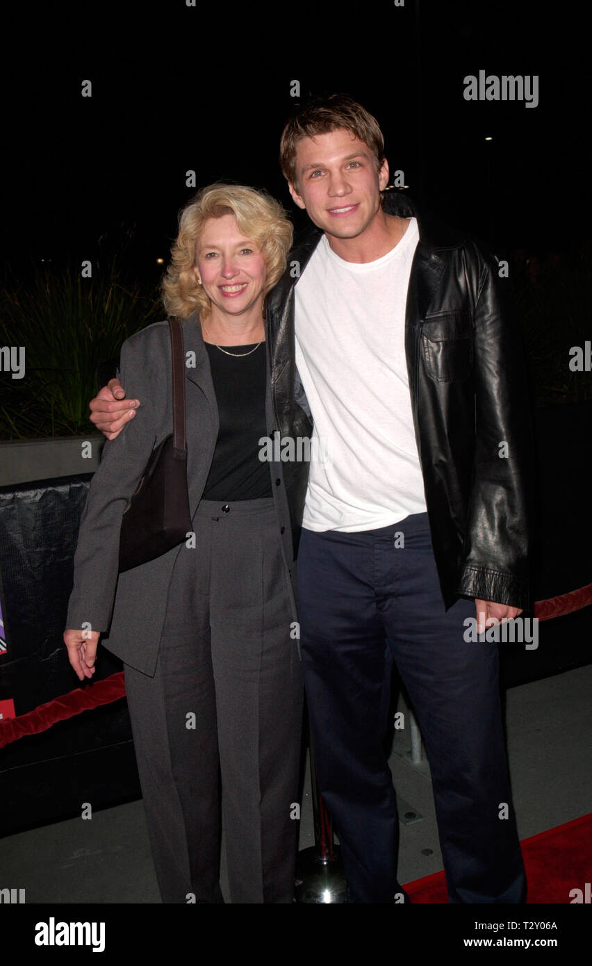 LOS ANGELES, CA. September 21, 2000: Actor MARK BLUCAS & mother at ...