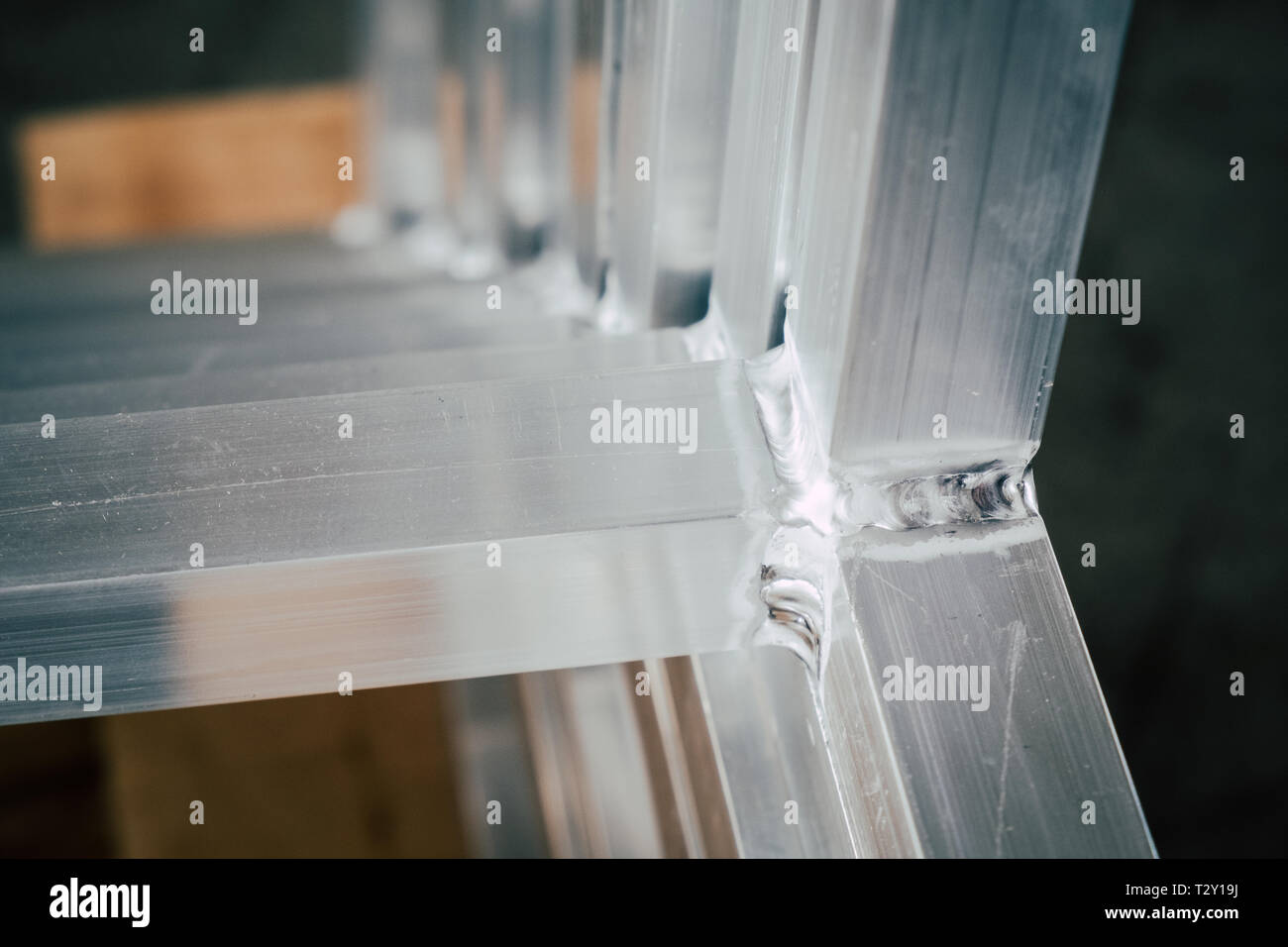 Box welded frame hi-res stock photography and images - Alamy