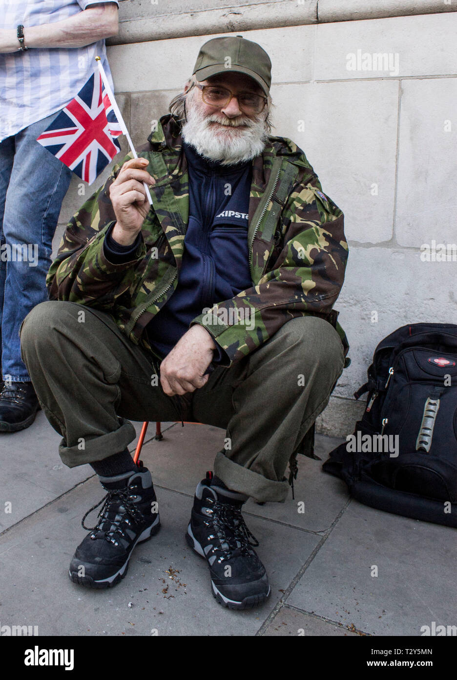 Pro-Brexit demonstration-man with a British flag Stock Photo - Alamy