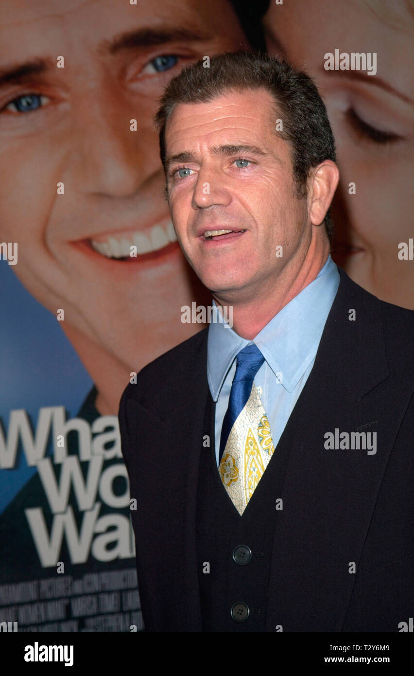 LOS ANGELES, CA. December 13, 2000: Actor MEL GIBSON at the world ...