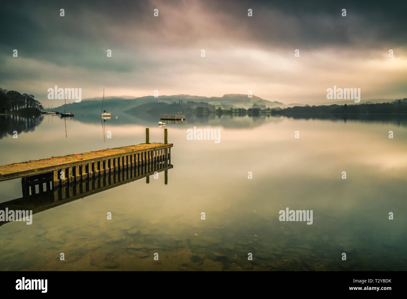 220 feet hi-res stock photography and images - Alamy