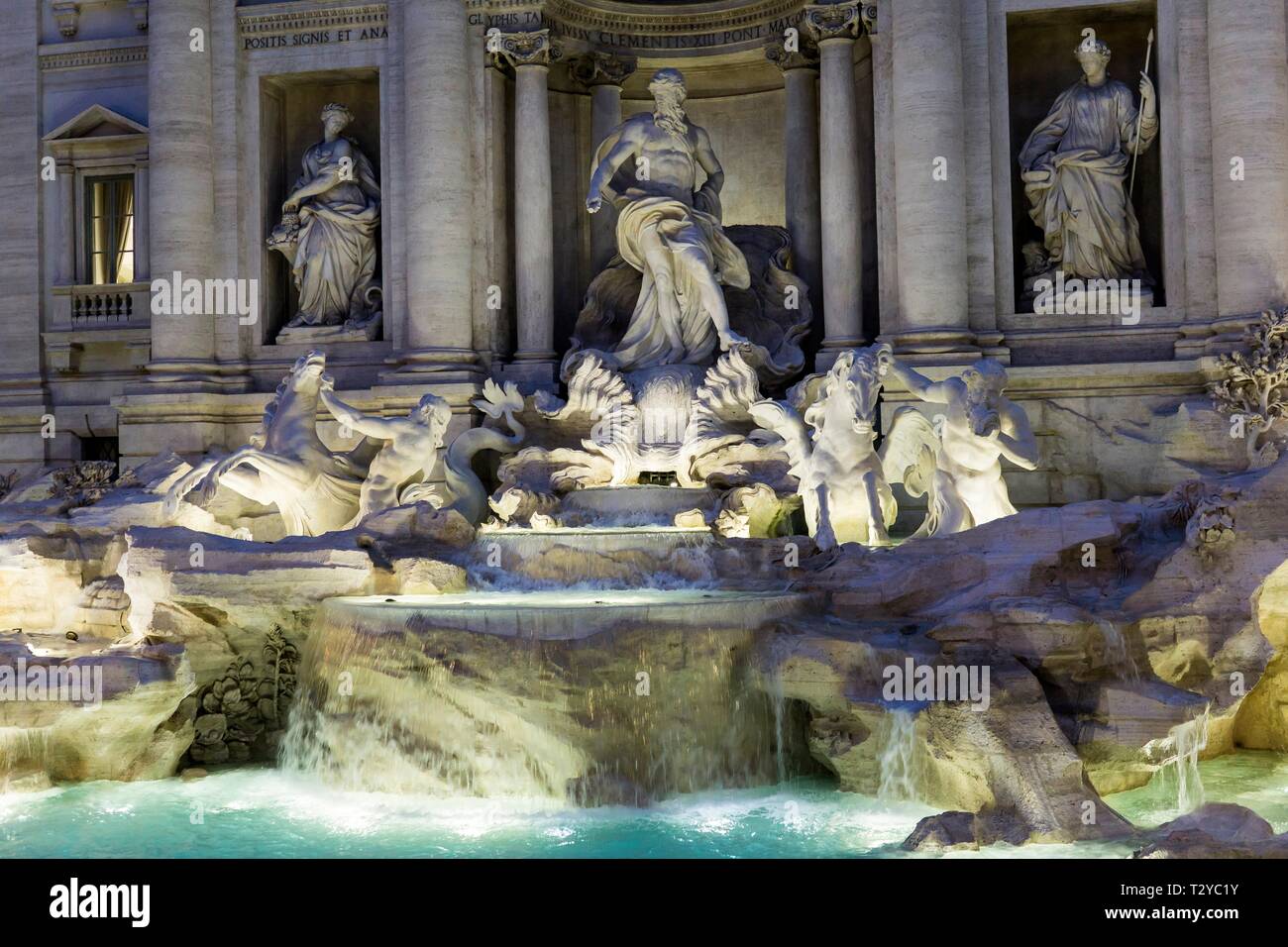 Rome fontana di trevi poseidon hi-res stock photography and images - Alamy