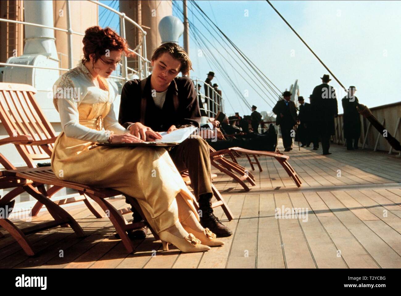 Kate Winslet Titanic Film Stills High Resolution Stock Photography and ...