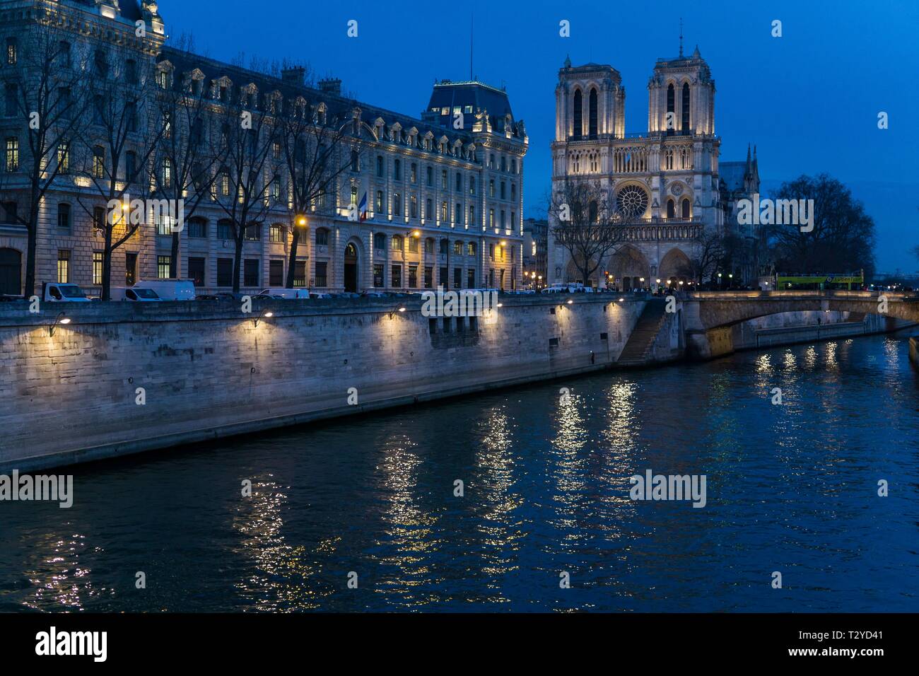 Cathedral Notre-Dame de Paris (1163-1345) and the Seine river, France ...
