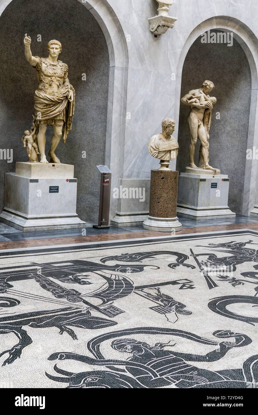 The New Wing (Braccio Nuovo) of the Chiaramonti Museum, Vatican museum ...