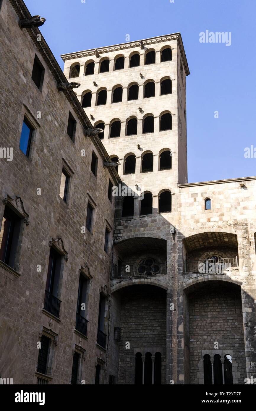 Plaza del Rey (King's Square) in Barri Gòtic of Barcelona, Catalonia ...