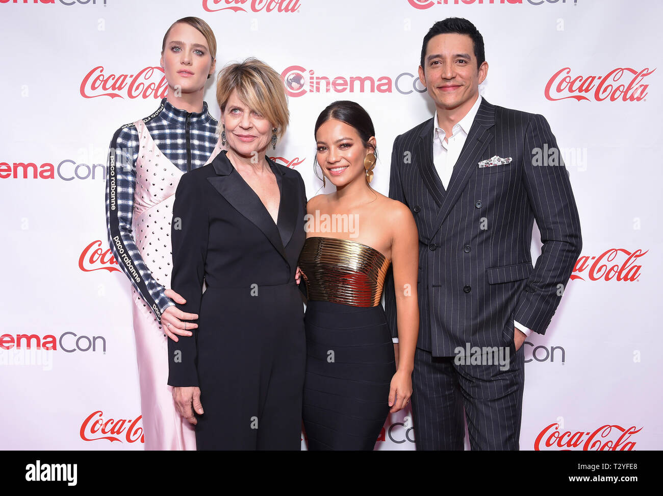 Lisa mackenzie hi-res stock photography and images - Alamy