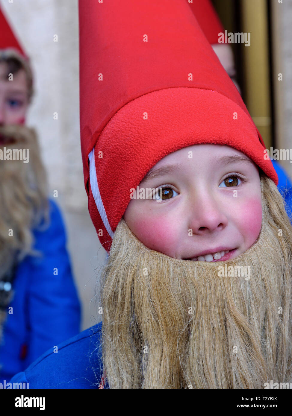 Zwerg mensch hi-res stock photography and images - Alamy