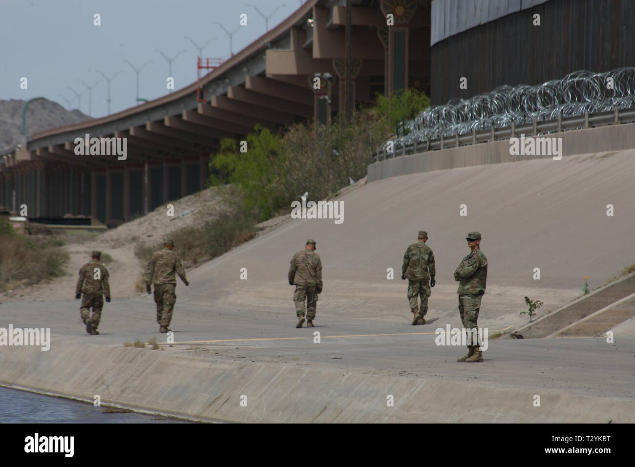 Juarez, Mexico. 04th Apr, 2019. Soldiers from the United States ...