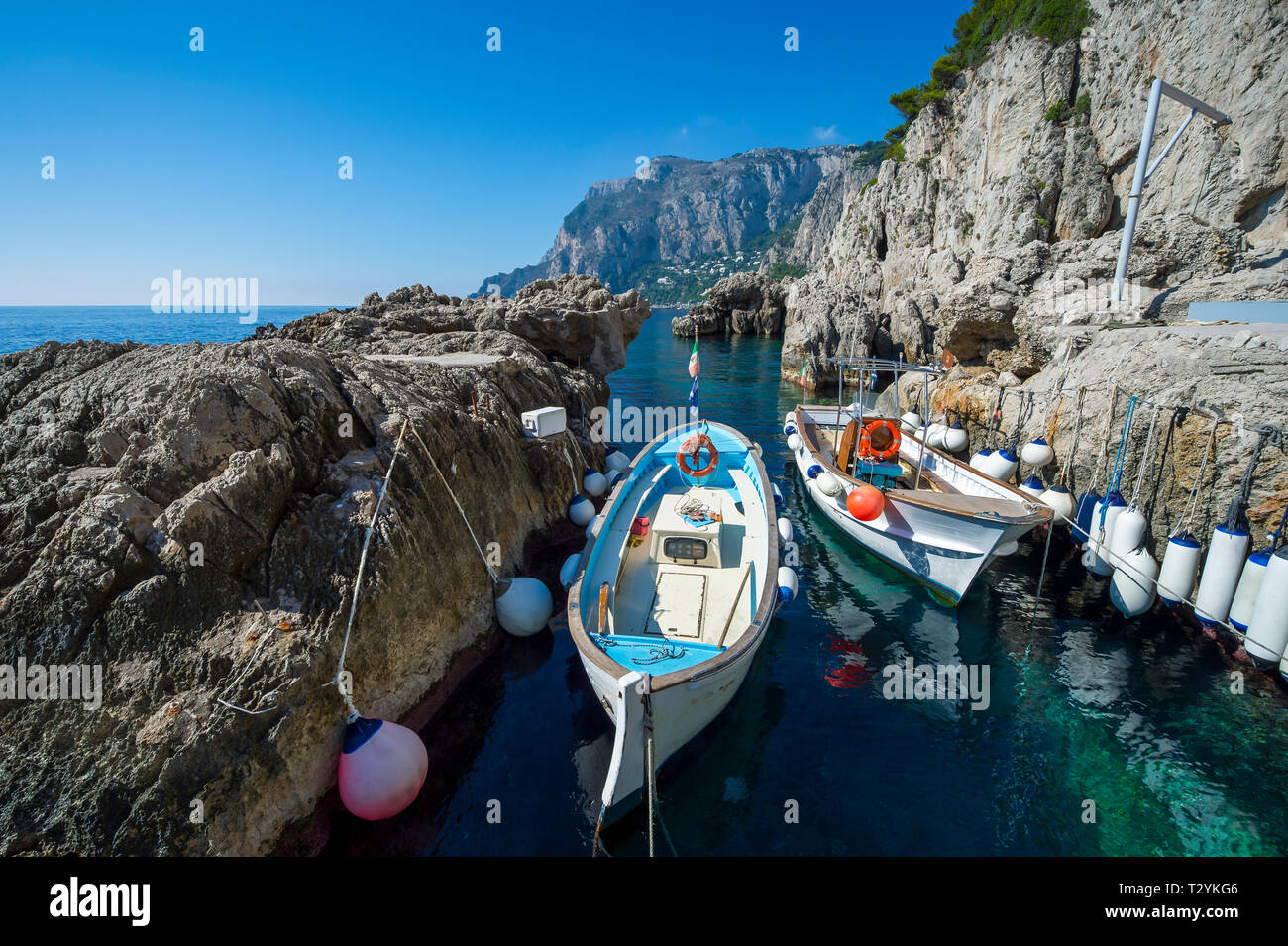 Capri taxi hi-res stock photography and images - Alamy