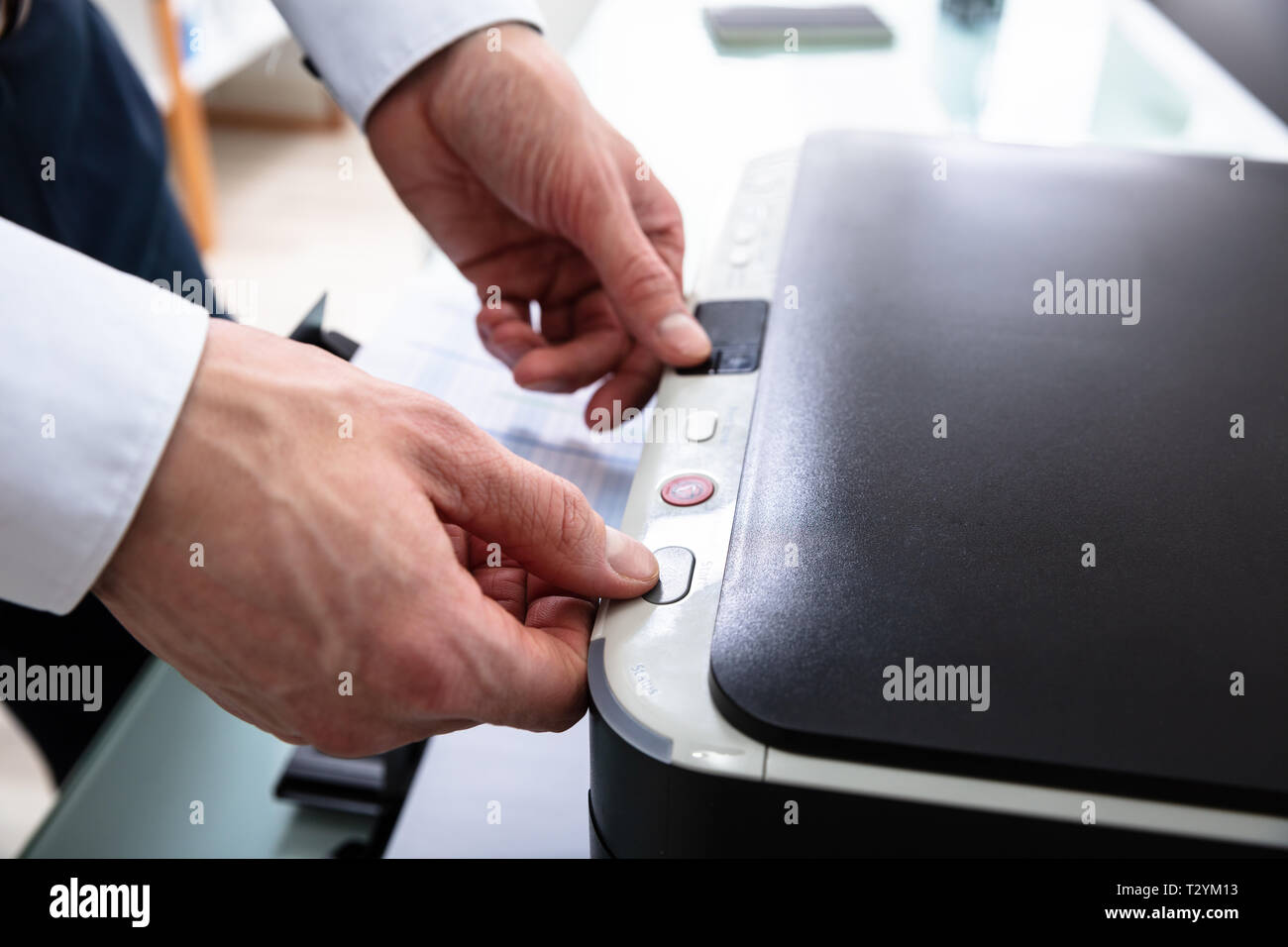 Office equipment printers hi-res stock photography and images - Alamy