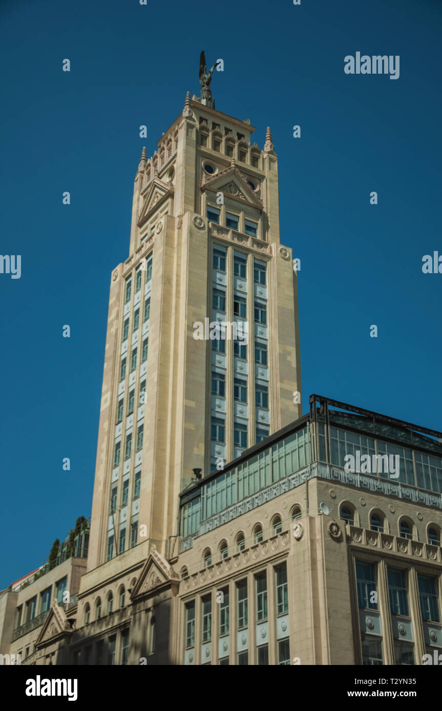 Masonry skyscraper hi-res stock photography and images - Alamy