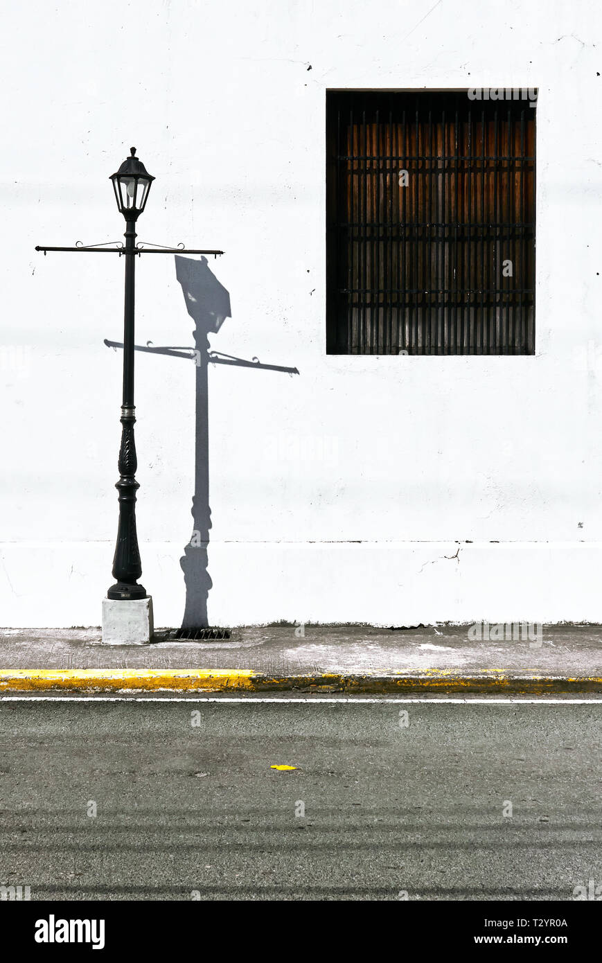 Manila spanish colonial architecture hi-res stock photography and ...