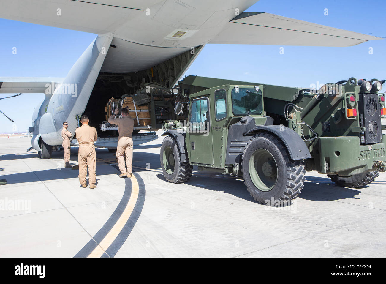 Marine aerial refueler transport squadron vmgr 352 hi-res stock ...