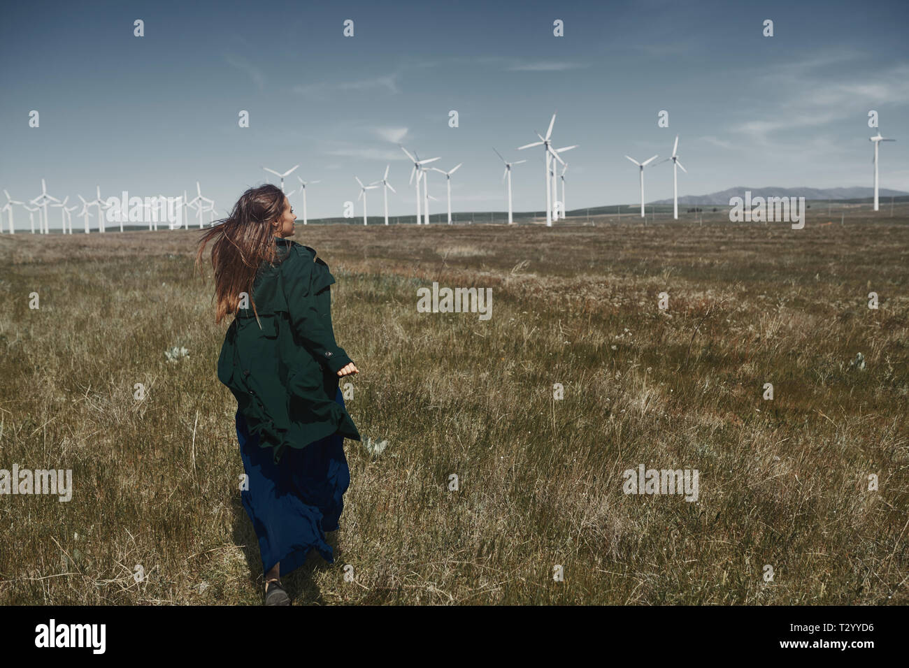 People hair blowing in the wind back hi-res stock photography and ...