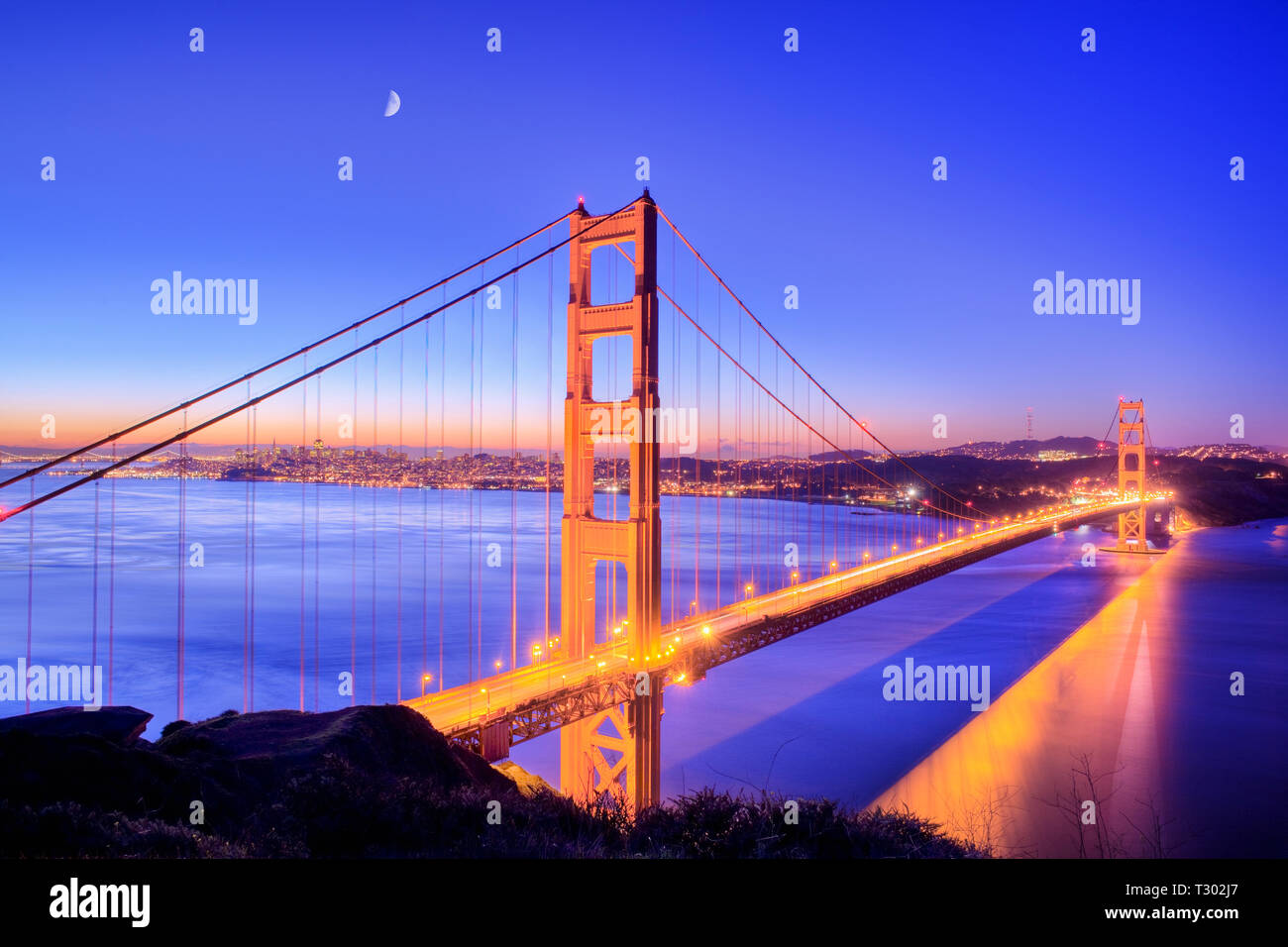 Golden Gate Bridge at dawn Stock Photo - Alamy