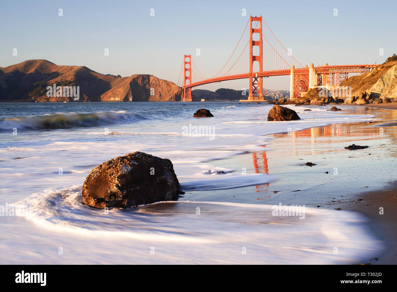 Golden Gate Bridge in the late afternoon light Stock Photo - Alamy