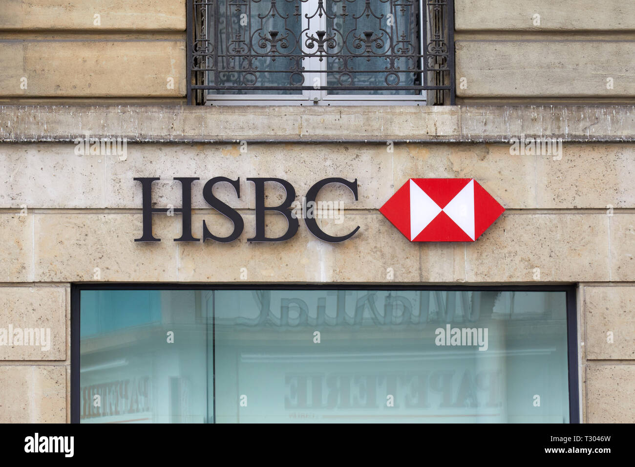 Bank banking logo france hi-res stock photography and images - Alamy