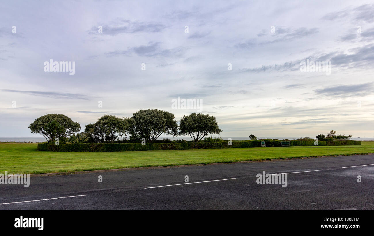 Sunken grass hi-res stock photography and images - Alamy