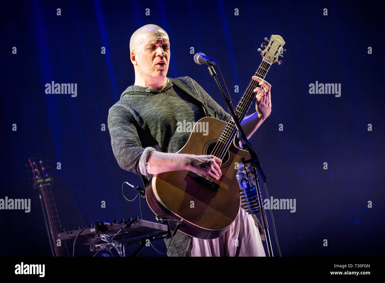 Devin townsend singer hi-res stock photography and images - Alamy