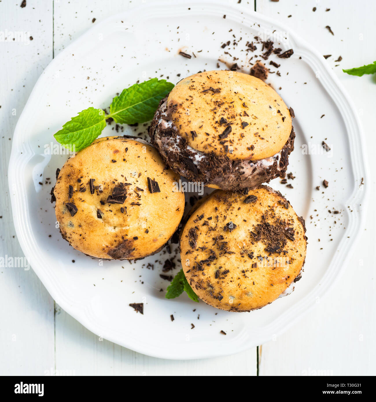 Vanilla and Chocolate Ice Cream Sandwich, Ice Cream between Two Cookies ...