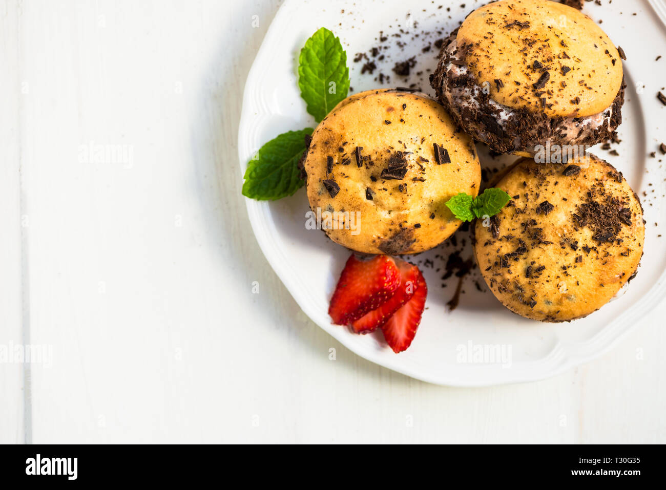 Vanilla and Chocolate Ice Cream Sandwich, Ice Cream between Two Cookies ...