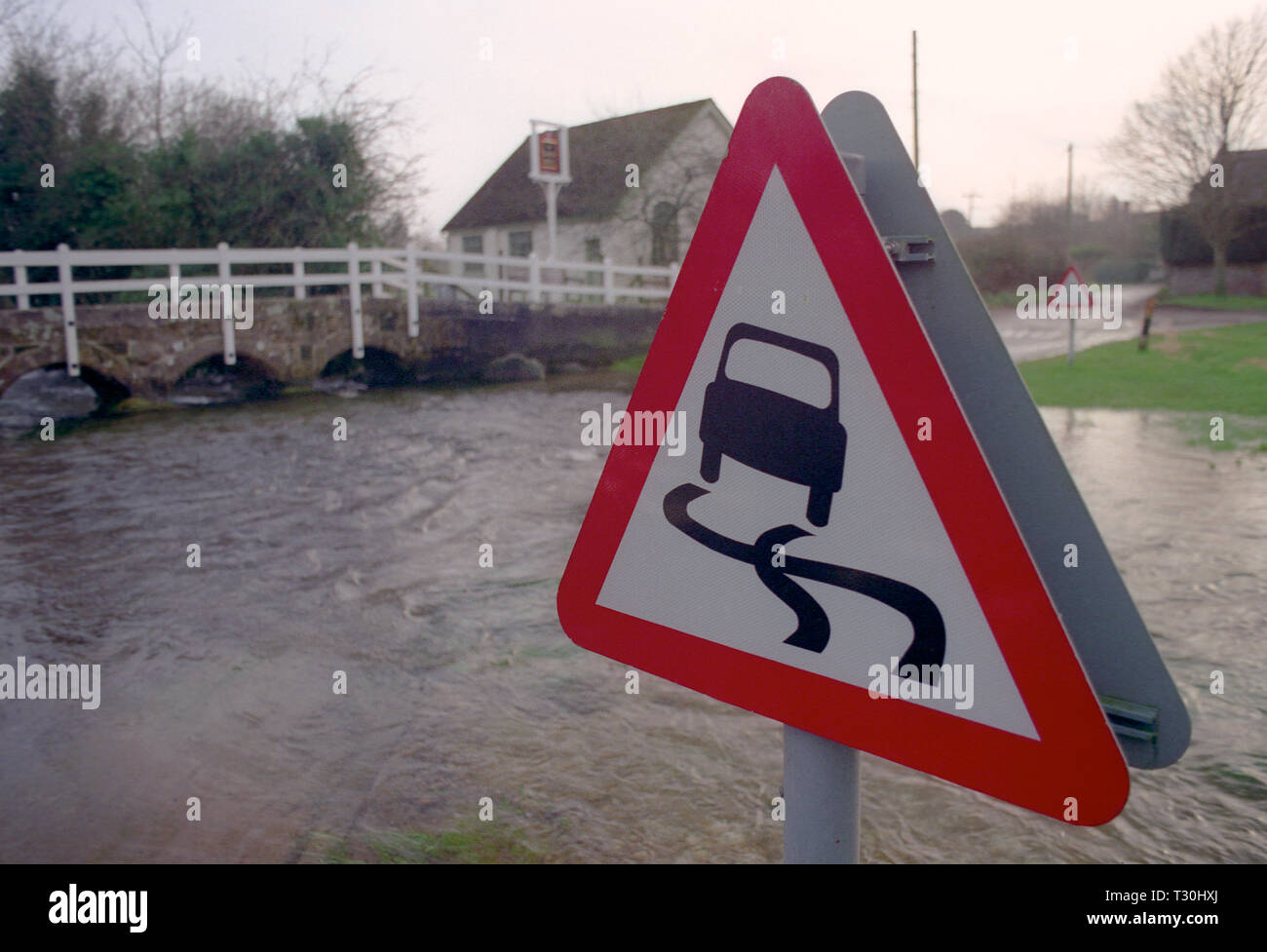 Warning of a ford hi-res stock photography and images - Alamy