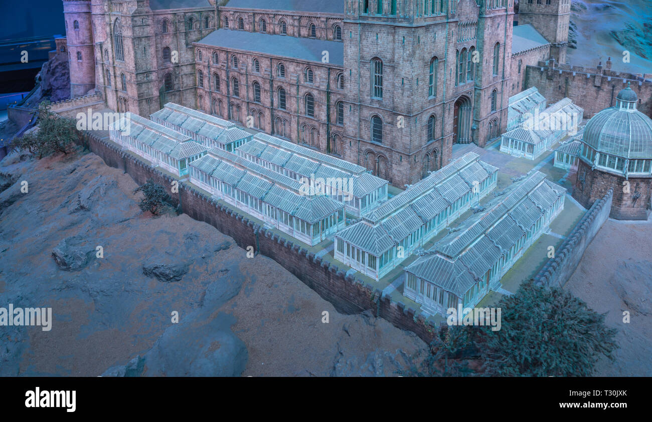 Warner Bros. Studio Tour ‘The Making of Harry Potter’ enormous model of ...