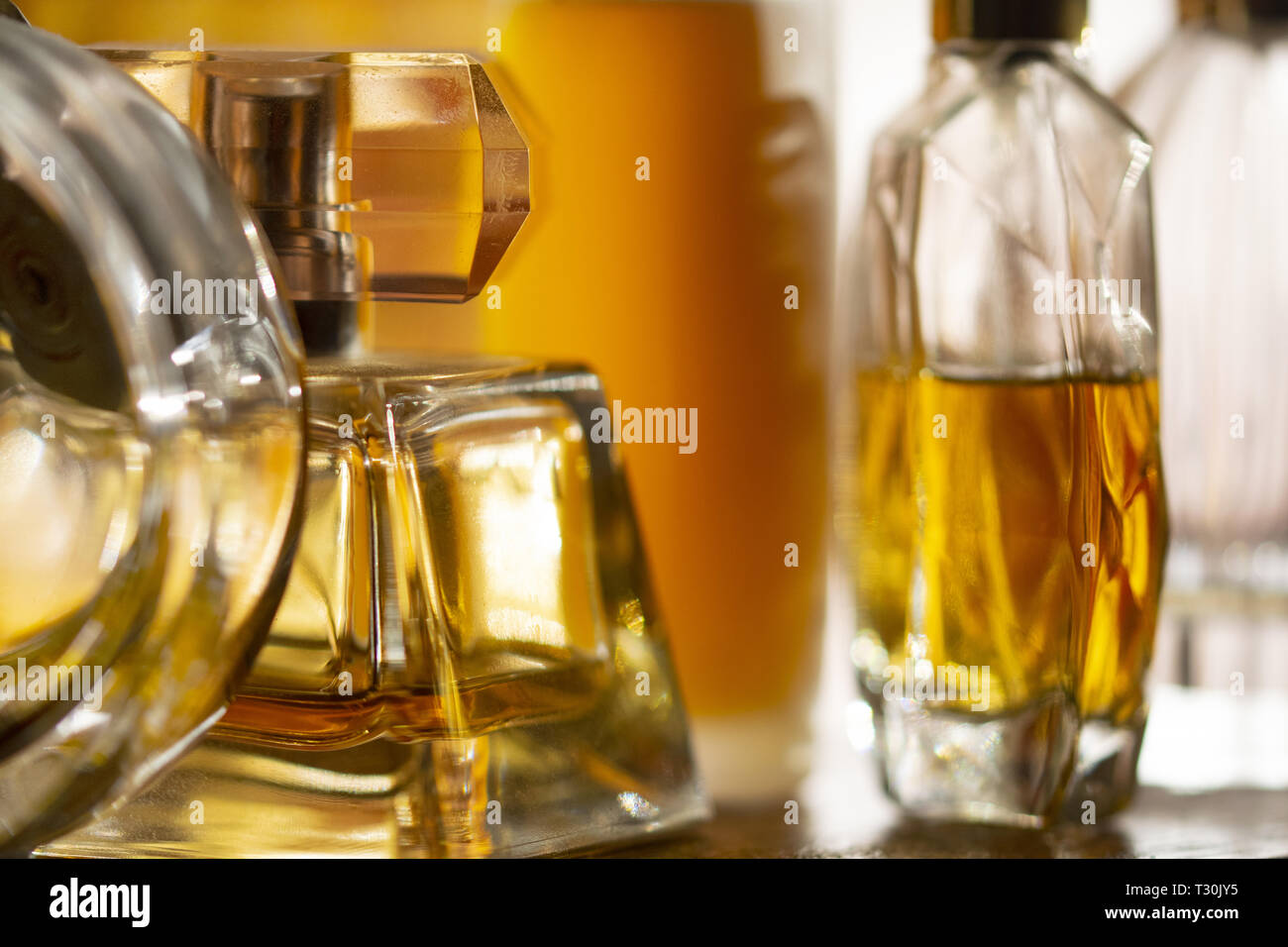 detail of an elegant perfume bottle in a romantic setting Stock Photo ...