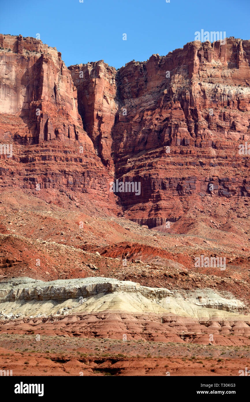 Vermillion cliff wilderness hi-res stock photography and images - Alamy