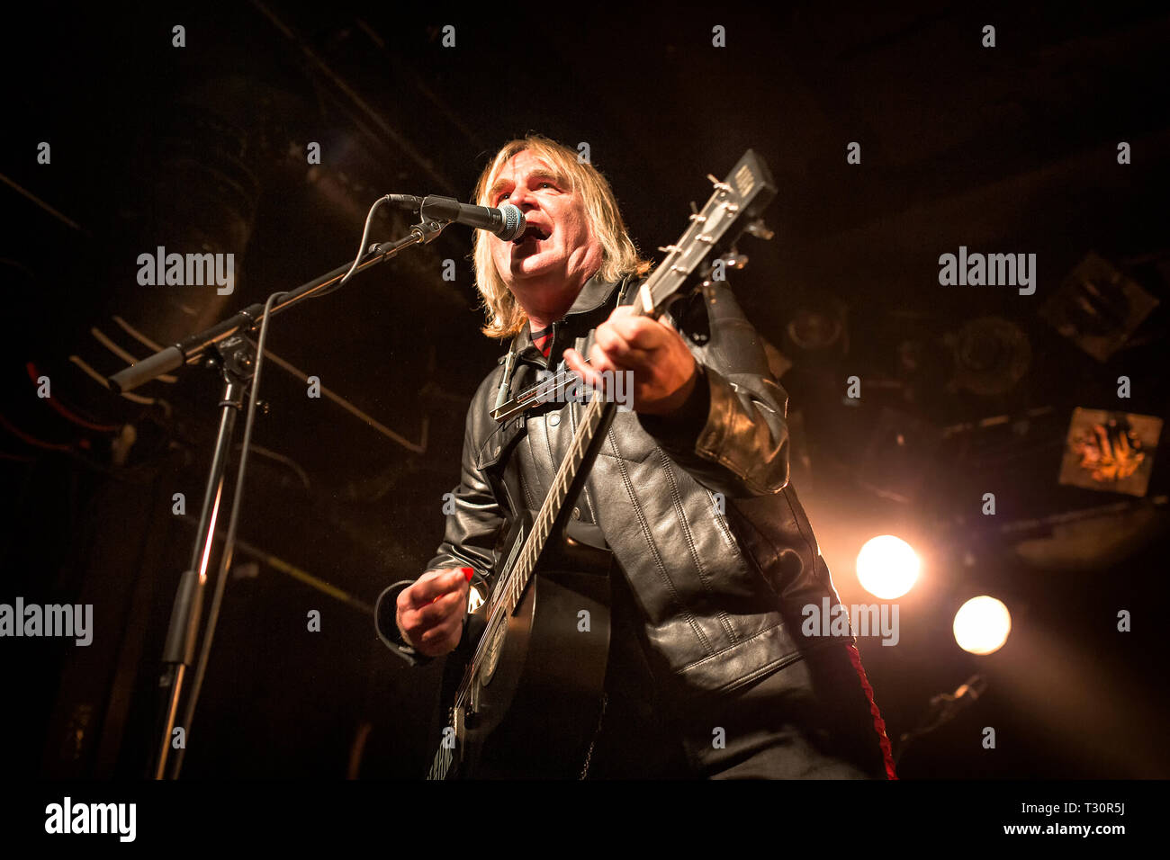 The alarm rock band hi-res stock photography and images - Alamy