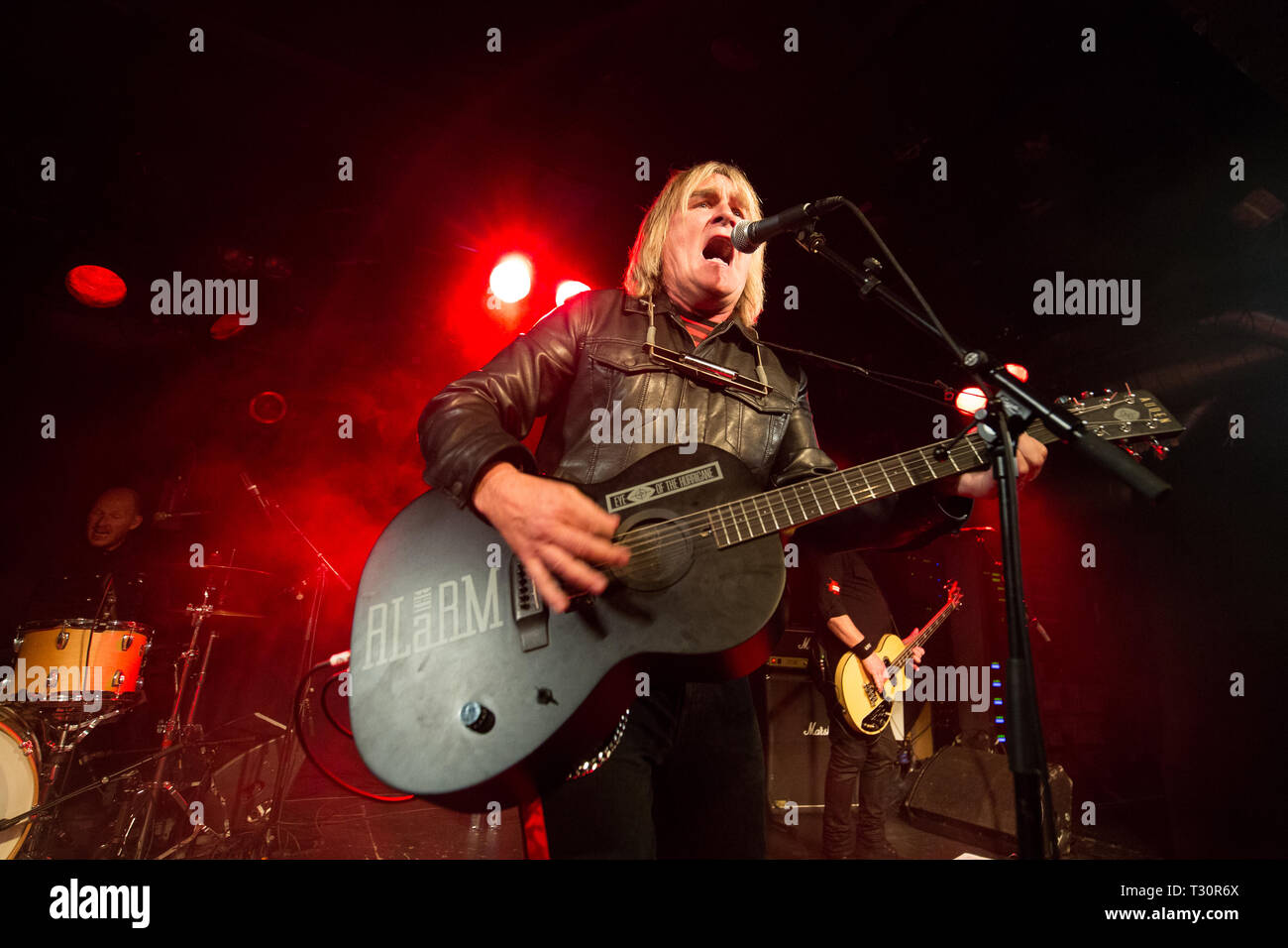 The alarm rock band hi-res stock photography and images - Alamy