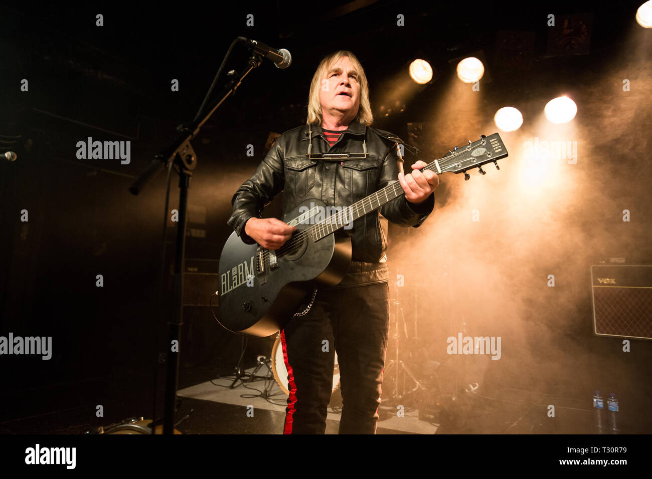 The alarm rock band hi-res stock photography and images - Alamy