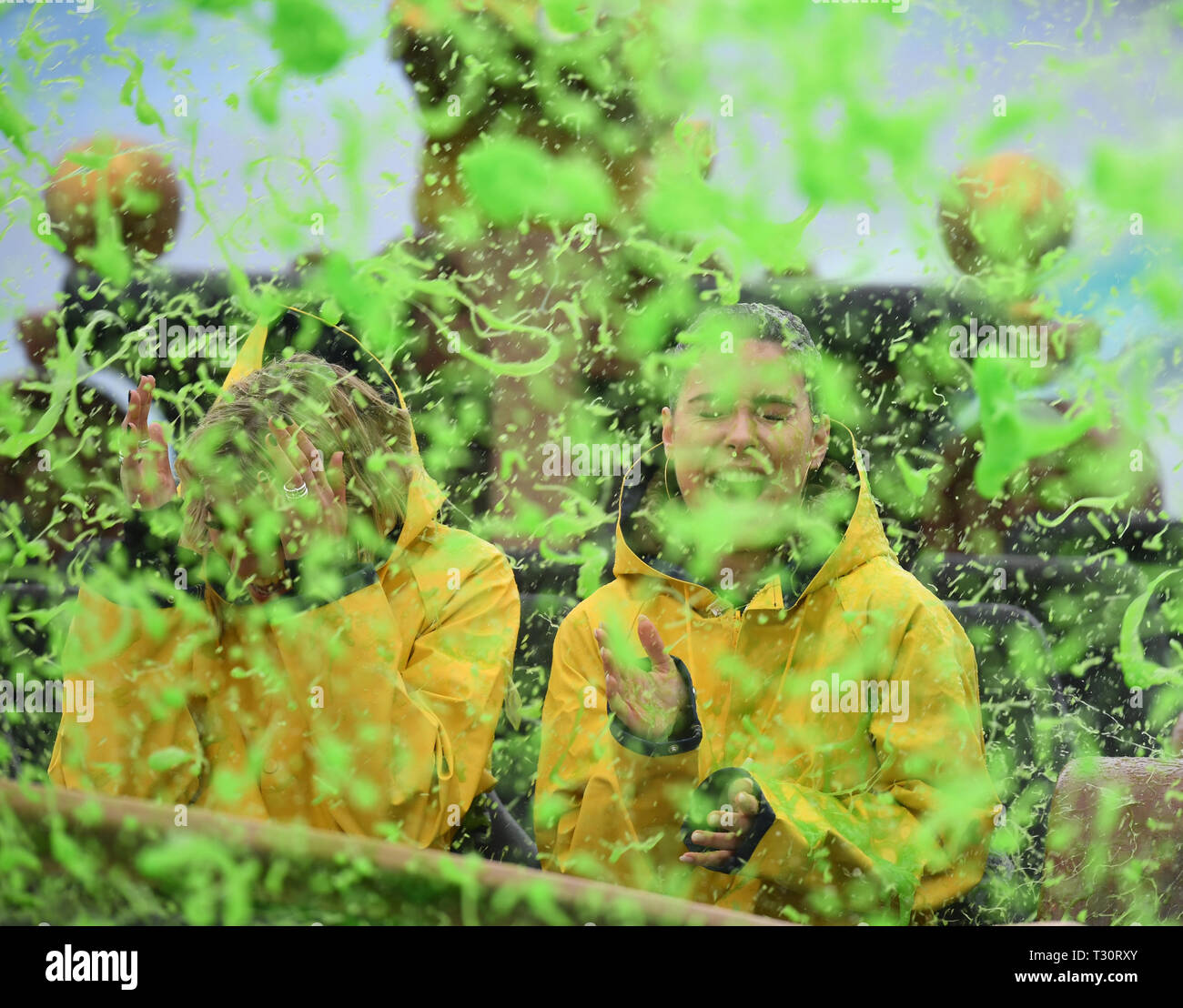 Rust, Germany. 04th Apr, 2019. Model Lena Gercke (l) and singer Lena ...