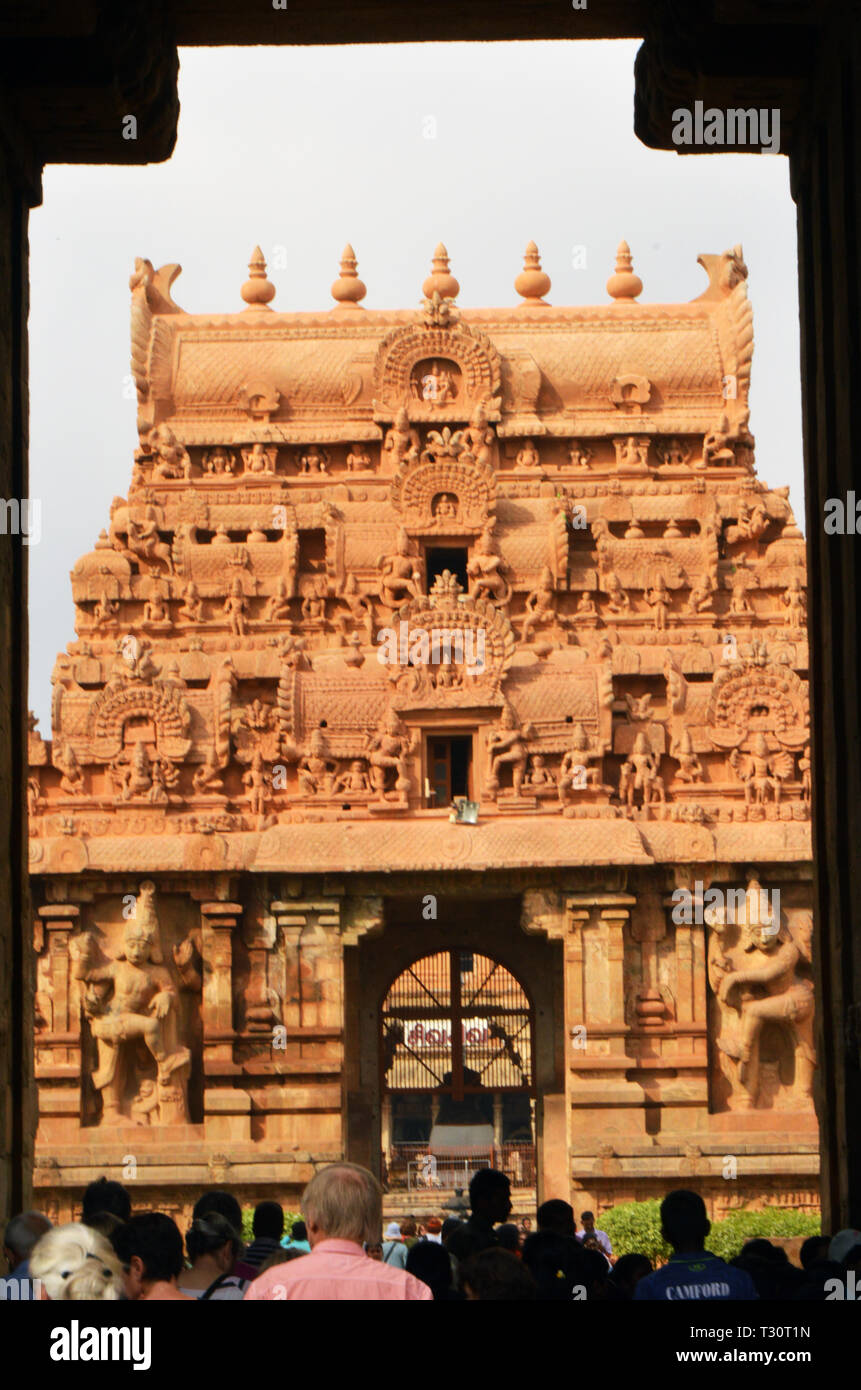 Thanjavur, Indien. 09th Feb, 2019. Brihadishvara temple complex in ...