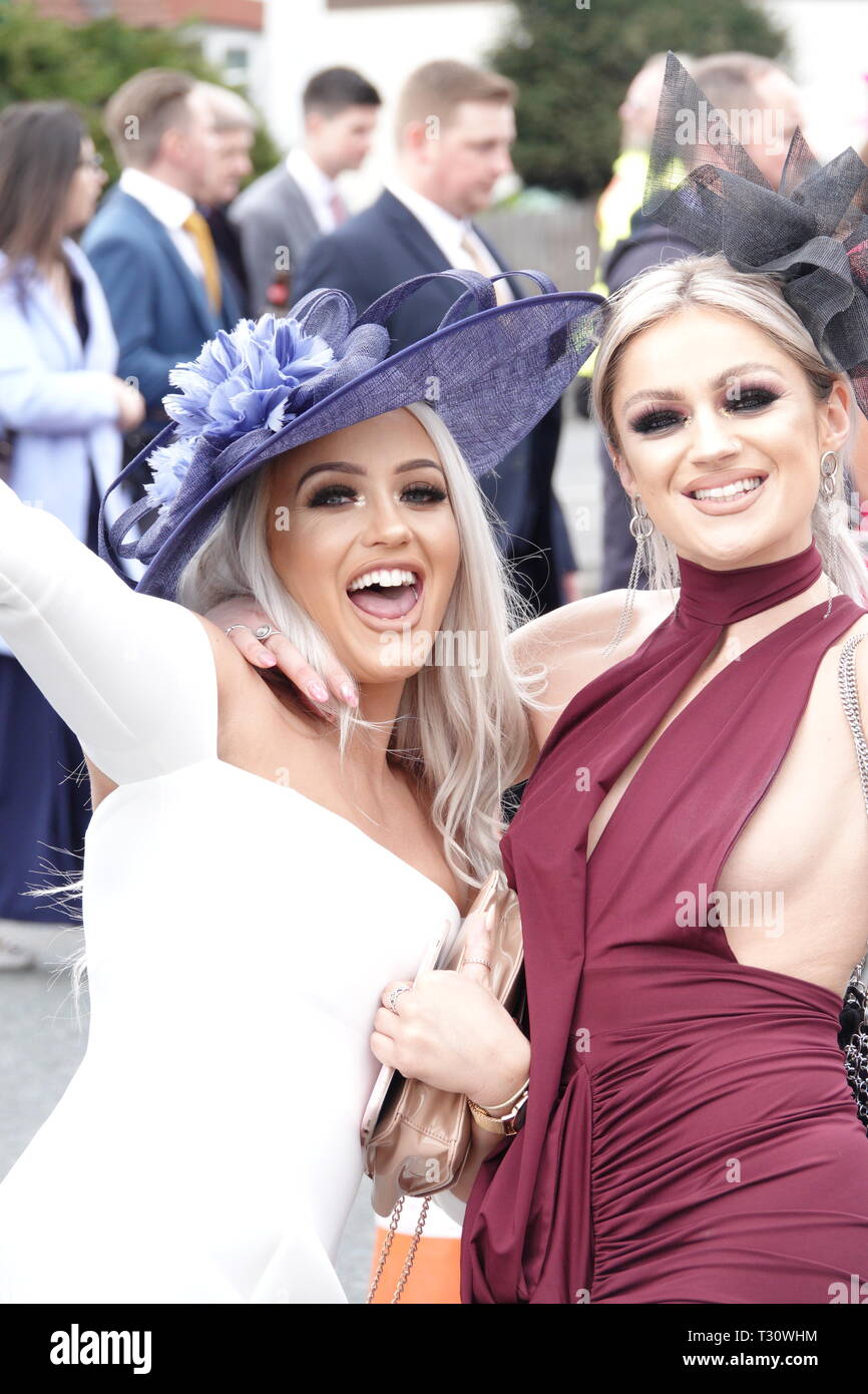 Aintree Liverpool UK, 5th April 2019. Ladies Day at the 2019 Randox ...