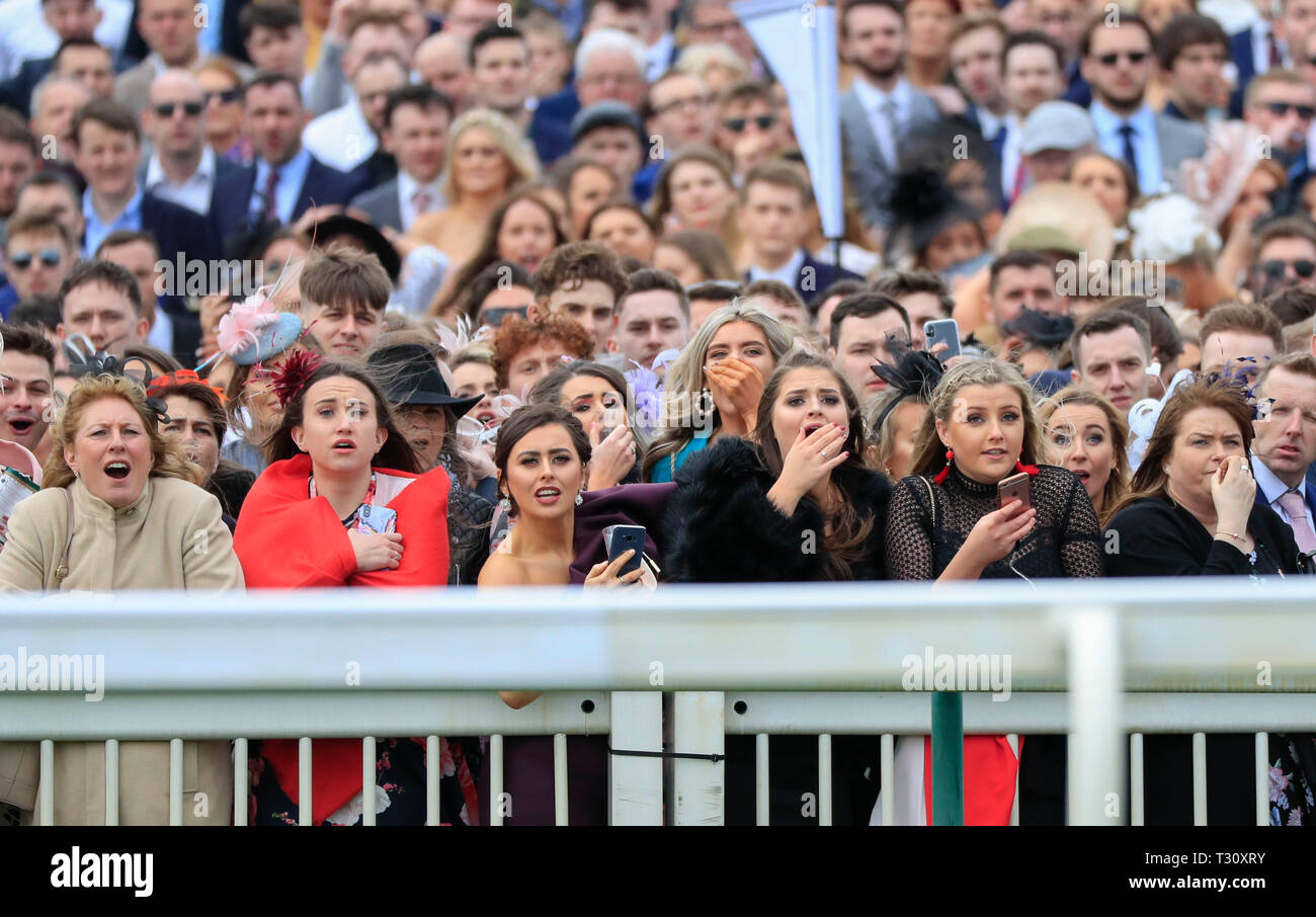 The crowd at aintree for the grand national hi-res stock photography ...