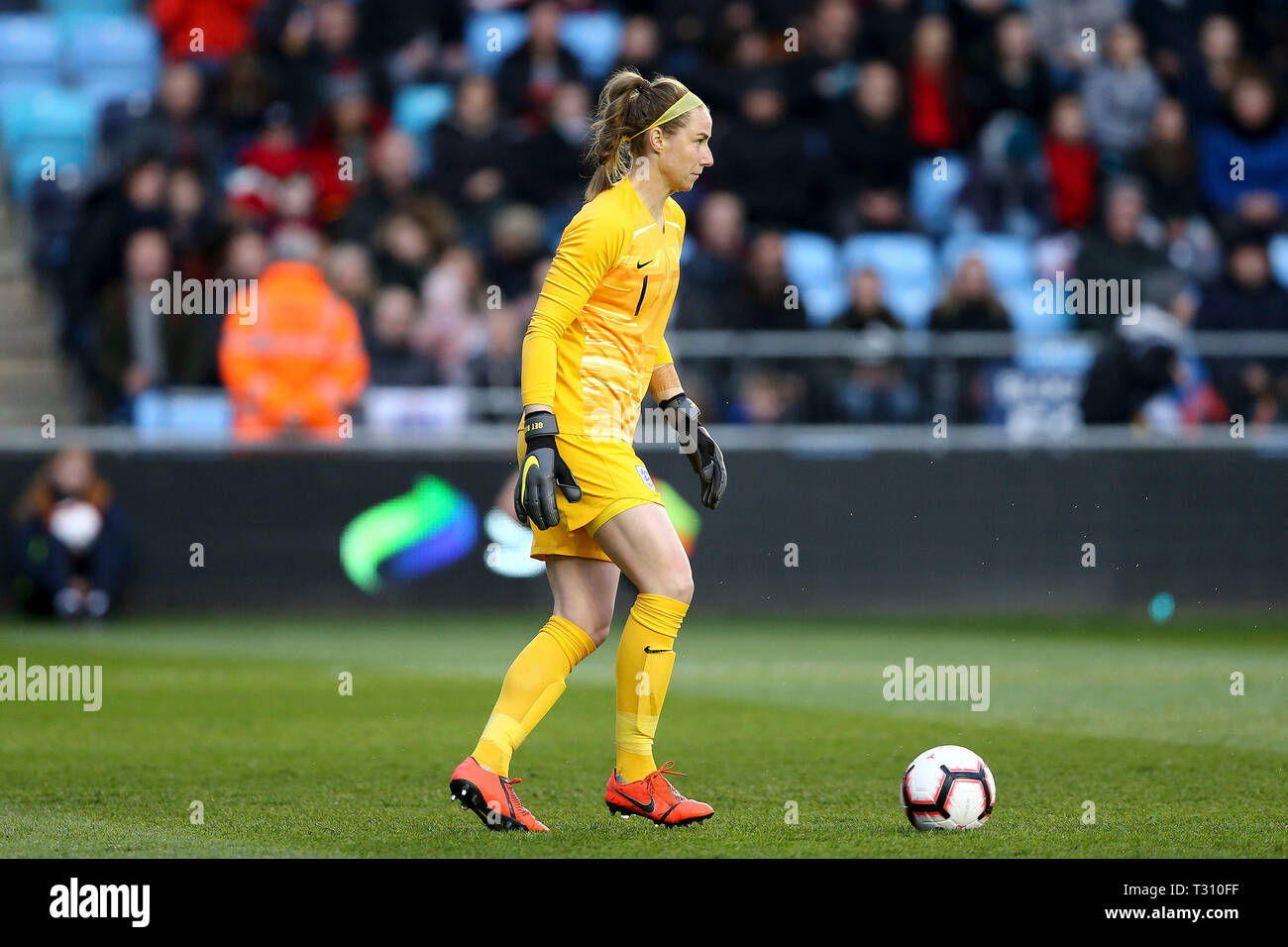 Karen bardsley hi-res stock photography and images - Alamy