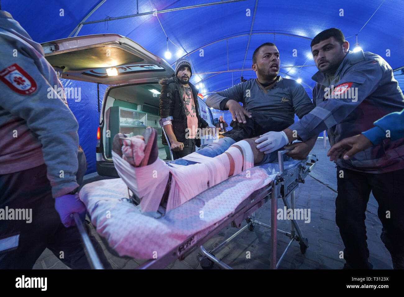April 5, 2019 - Gaza, -------, Palestine - Palestinian medics are seen ...