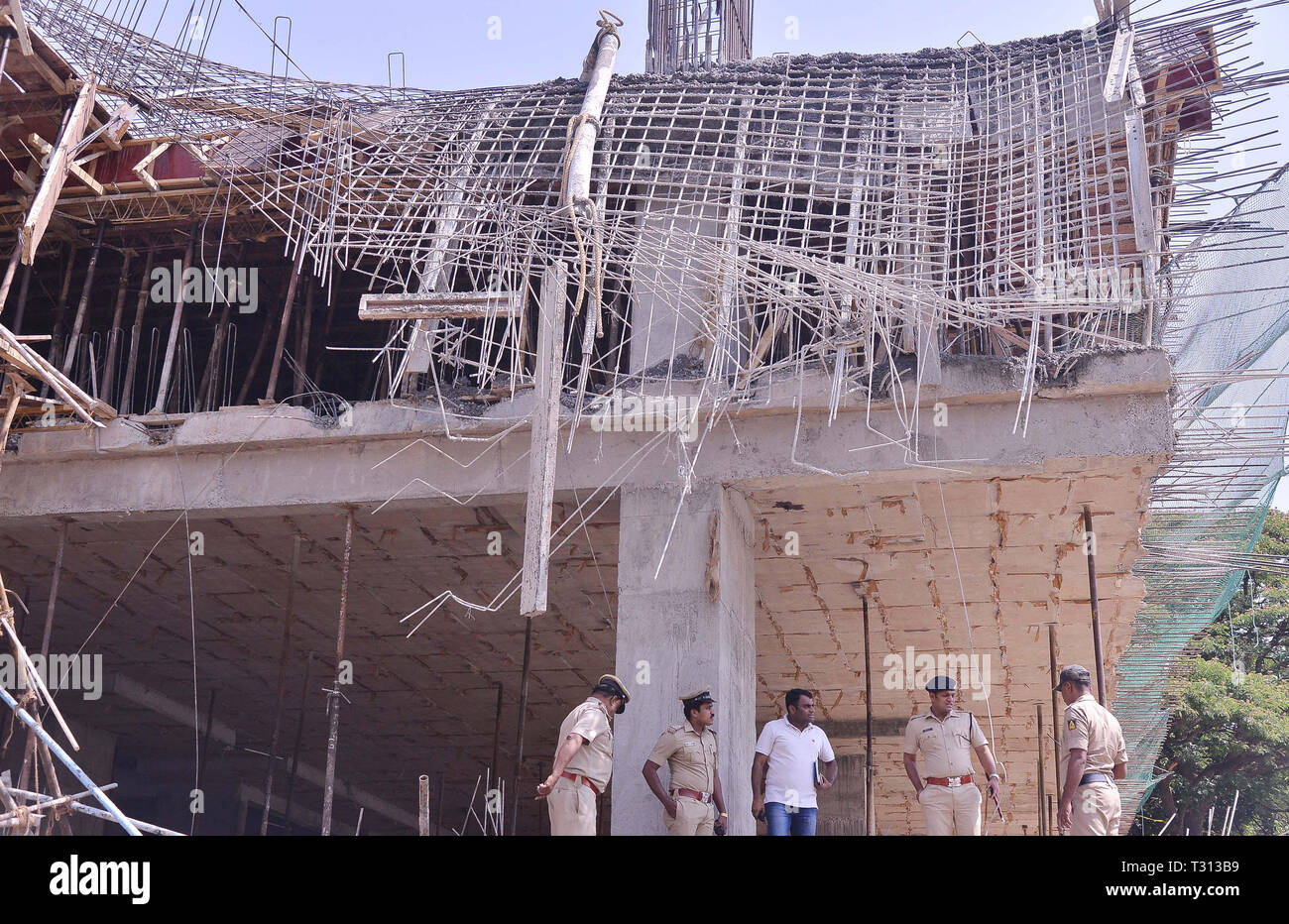 Floor collapse hi-res stock photography and images - Alamy